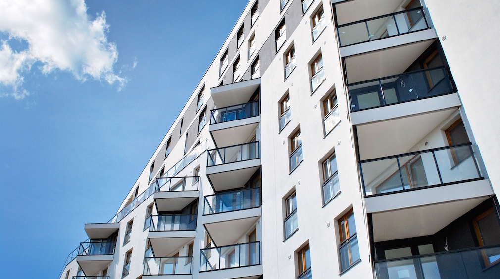 JLL buying HFF in $2 billion deal that will create multifamily real ...